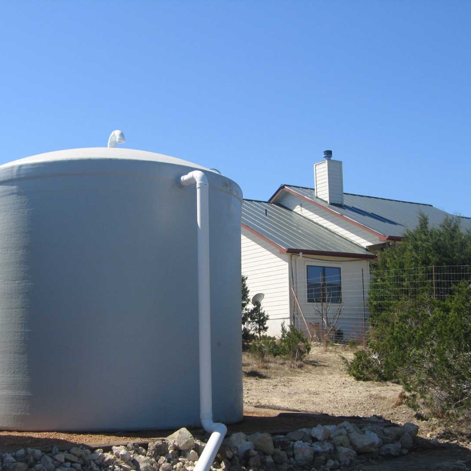 Seamless Gutter Installation and Repair Contractor in Austin TX